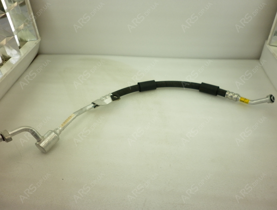 Трубка кондиционера от компрессора к испарителю салона (AL+резина ...